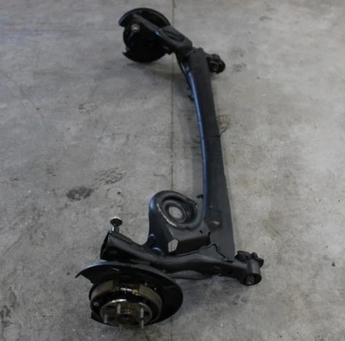 2011 - 2020 TOYOTA SIENNA REAR SUBFRAME SUB FRAME CROSSMEMBER AXLE BEA ...